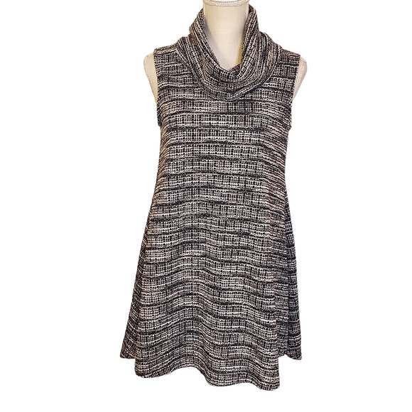 TCEC | Dresses | Tcec Womens Black And White With Accent Red Cowlneck ...